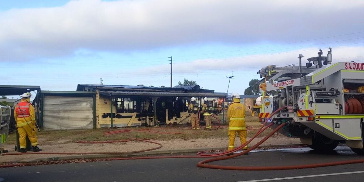 Teenager saves woman from house fire on Lime Kiln Road, Tailem Bend