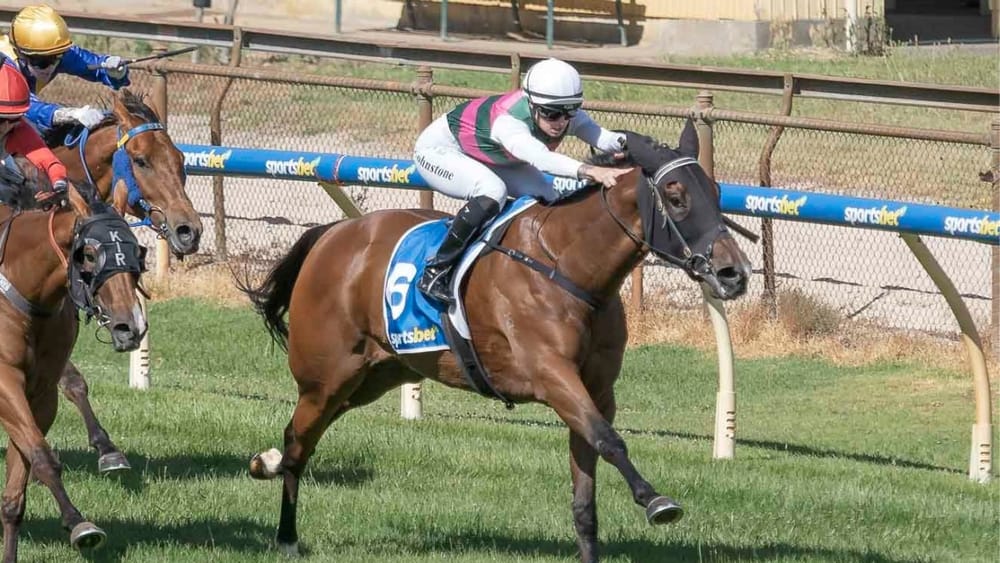 Sports reports: Murray Bridge Bowling Club's reign at the top continues