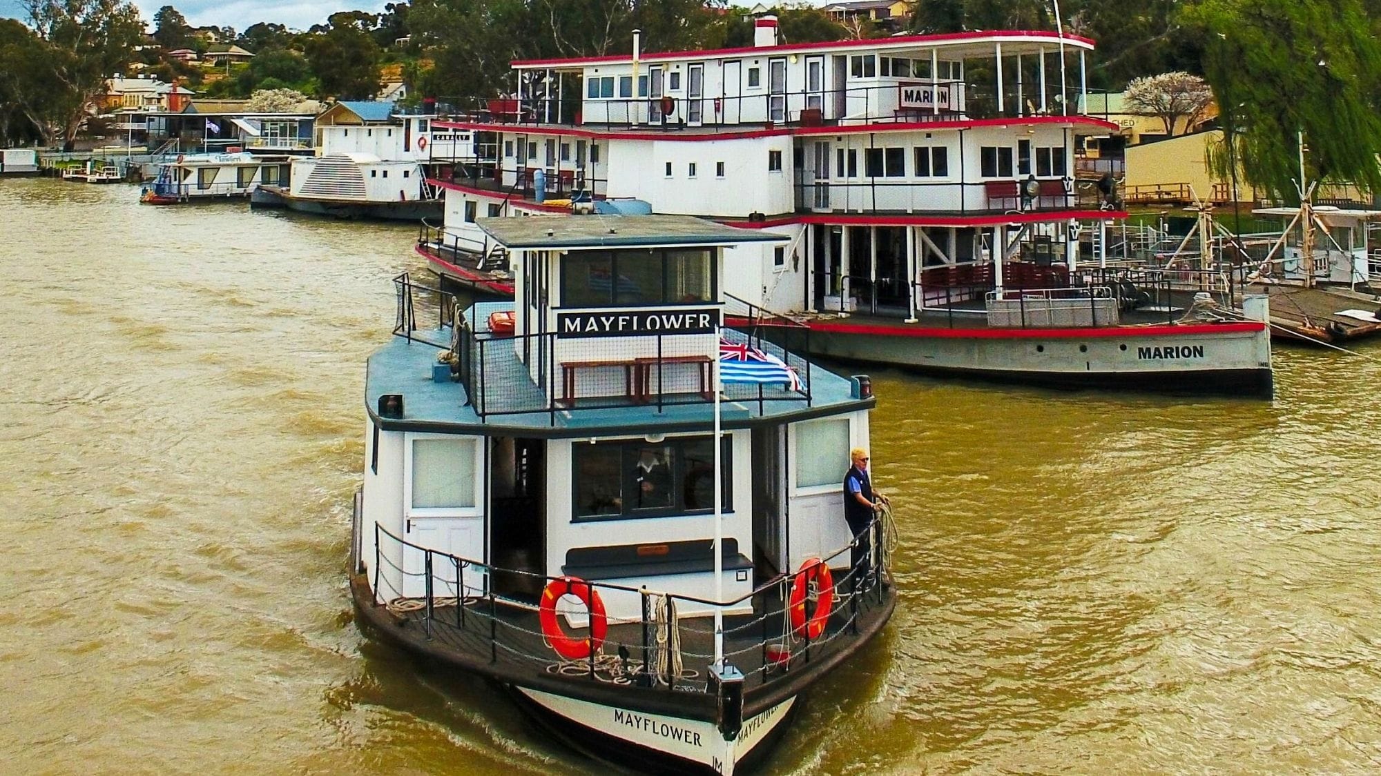 Don’t sell our riverboats, Mid Murray residents tell their council